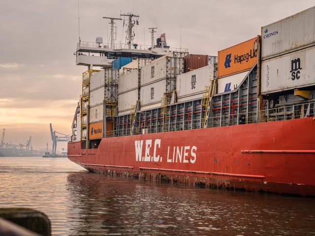 Quay-to-Quay - WEC Lines